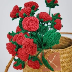Crochet Rose Patterns – 20 Beautiful Designs for Decor & Gifts